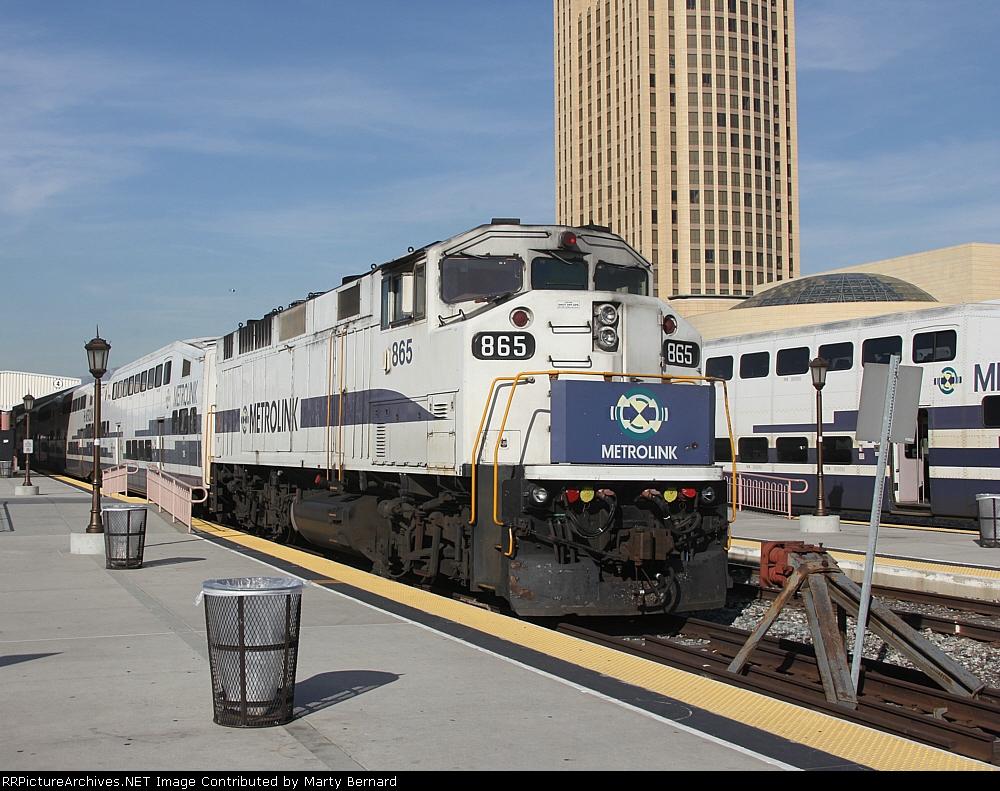 SCAX 865 at Union Station